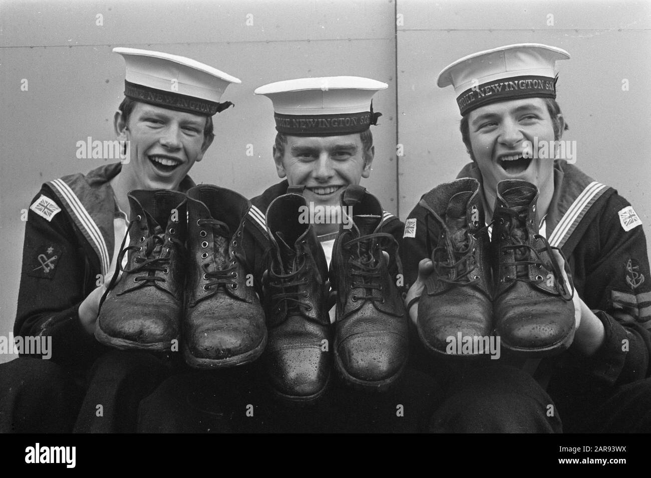 English sailors hi-res stock photography and images - Alamy
