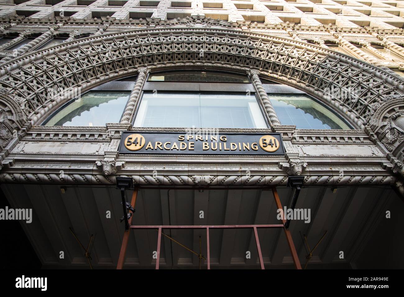 Spring arcade building los angeles hi-res stock photography and images ...