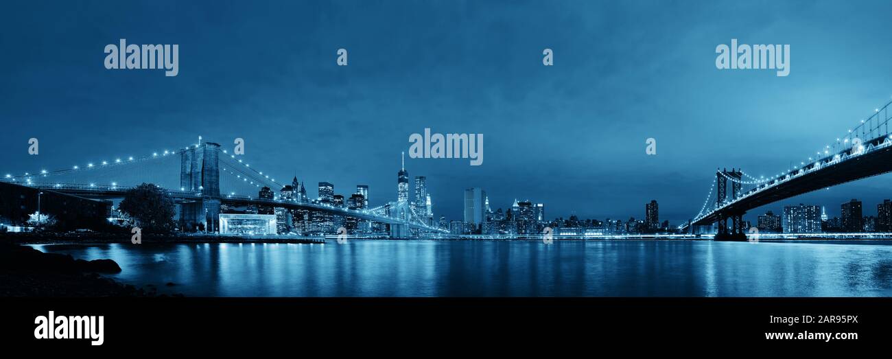 Manhattan Downtown urban view with Brooklyn bridge at night Stock Photo ...