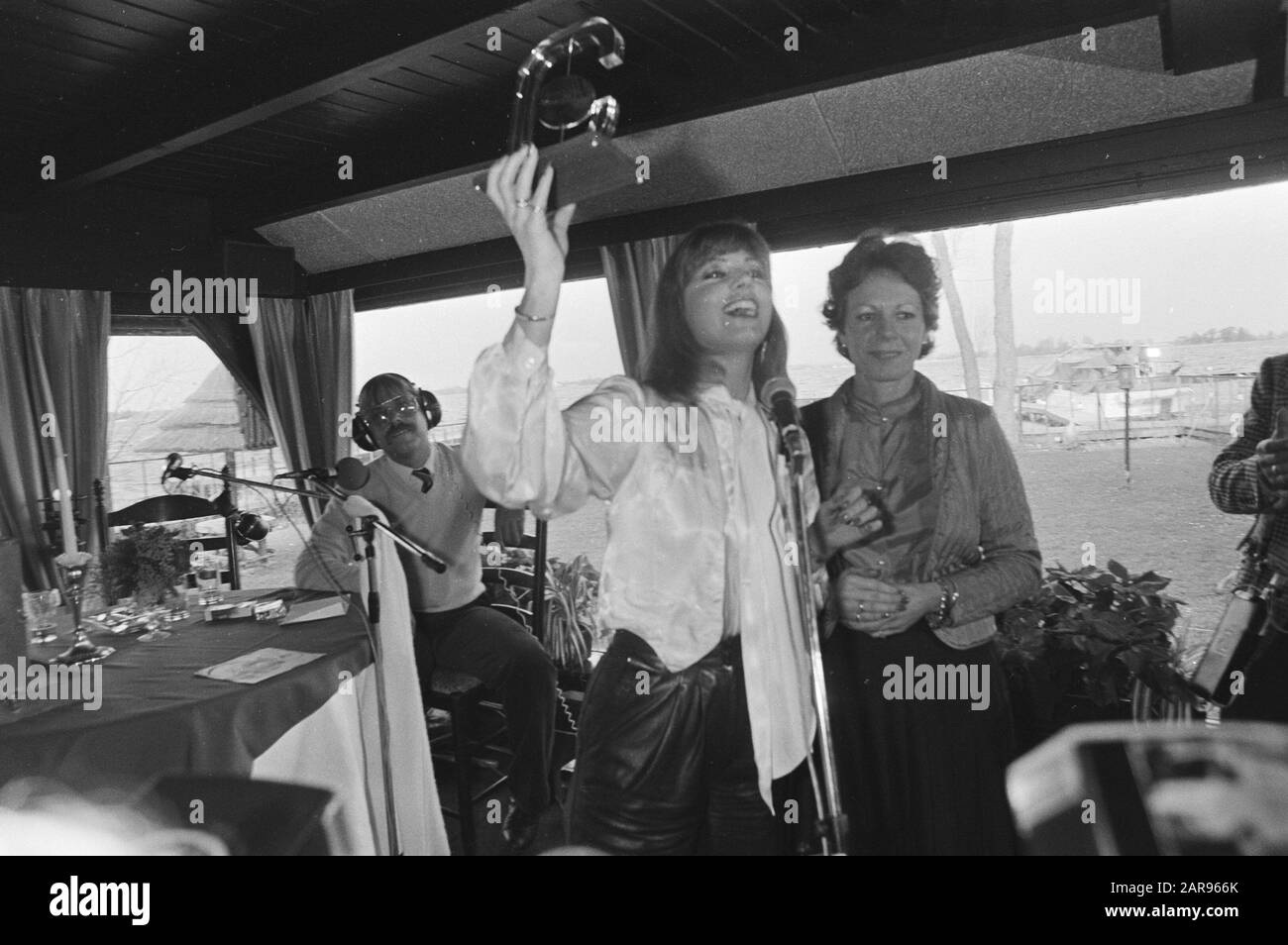 This afternoon the Conamus Export Prize 1980 was awarded by State ...