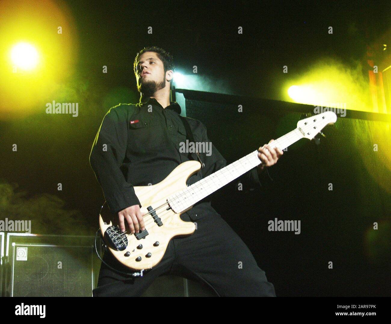 Papa roach 2002 hi-res stock photography and images - Alamy