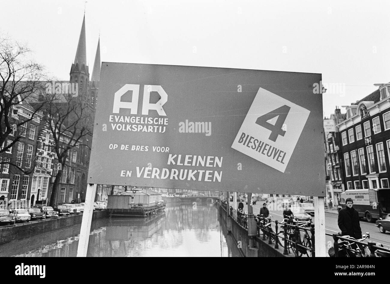 Election signs on Amsterdam bridges, 13 AR, 14 D66, 15 D66 Date: 25 ...