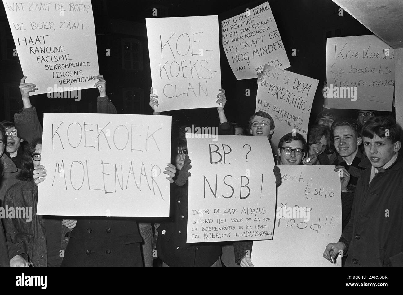 Peasant assembly hi-res stock photography and images - Alamy