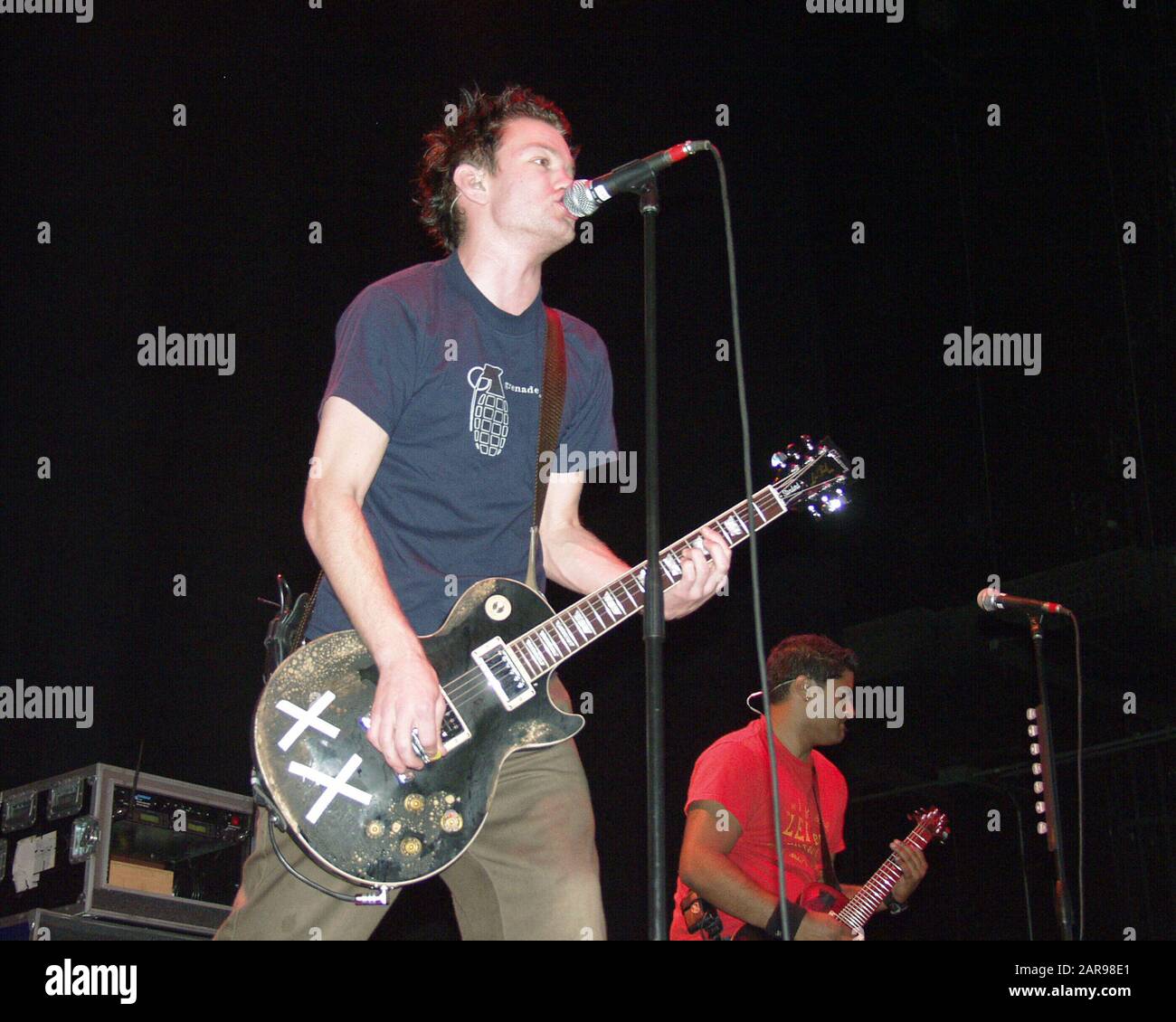 SEPTEMBER 28: Derek Whibley and Dave Baksh of Sum 41 perform at ...