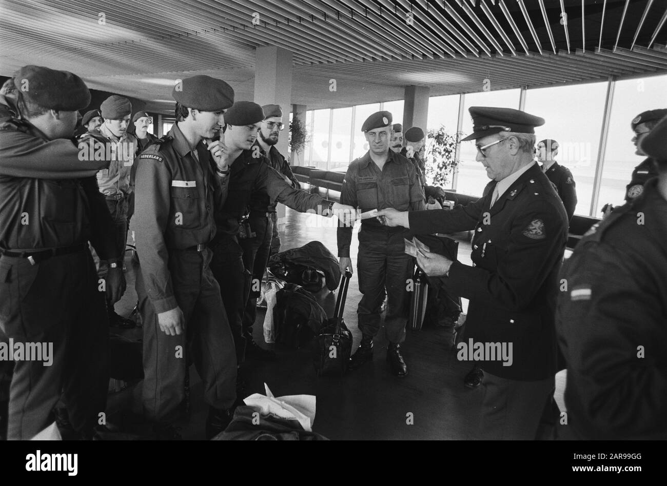 6 march 1982 hi-res stock photography and images - Alamy