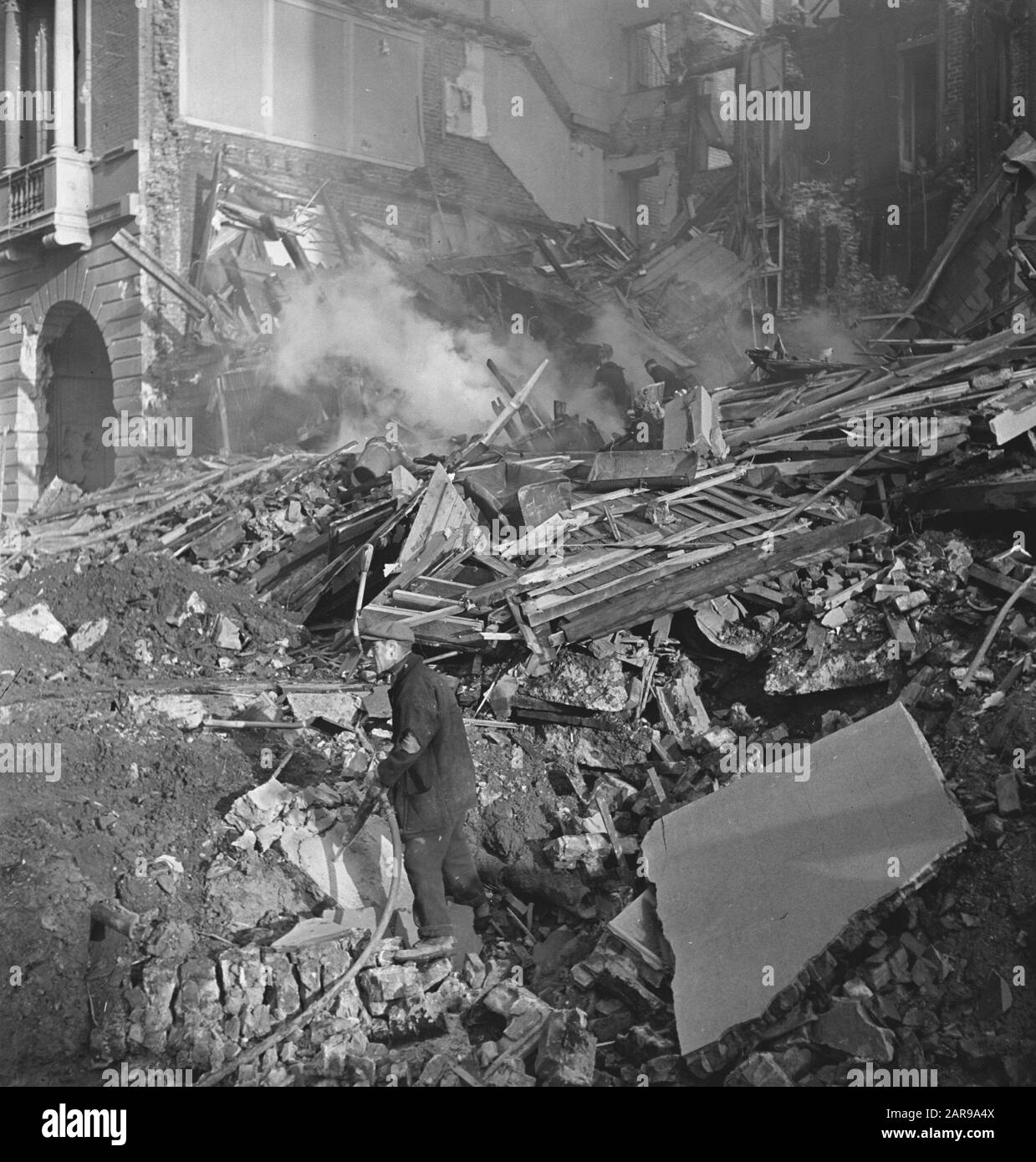 Air strikes Black and White Stock Photos & Images - Alamy