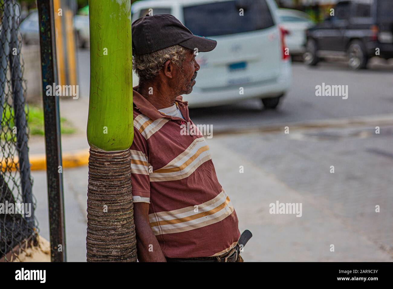 Poor depressed drunk young hi-res stock photography and images - Alamy