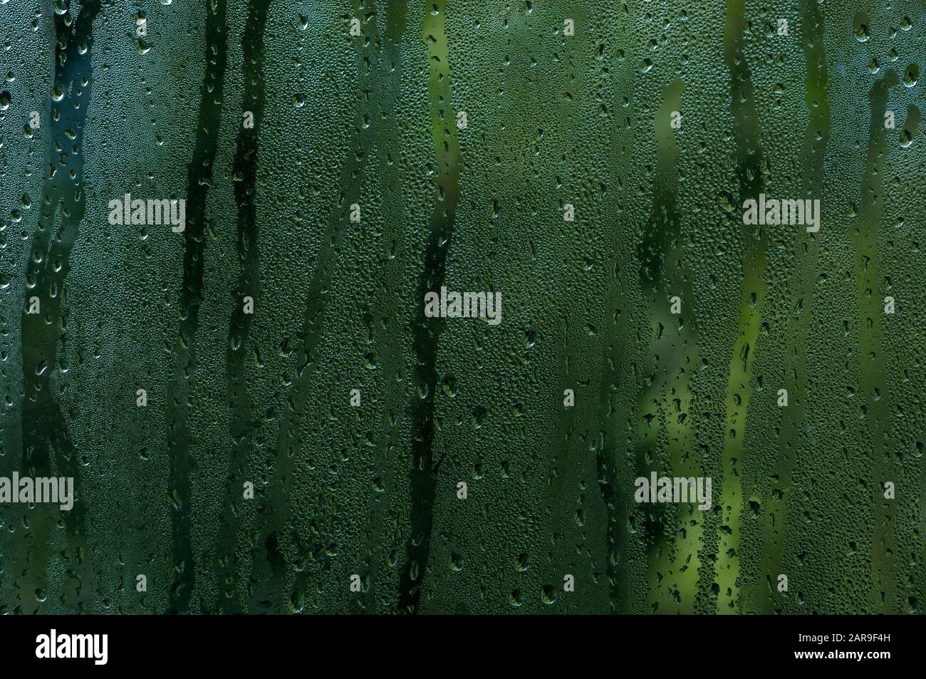 Raindrop pattern hi-res stock photography and images - Alamy