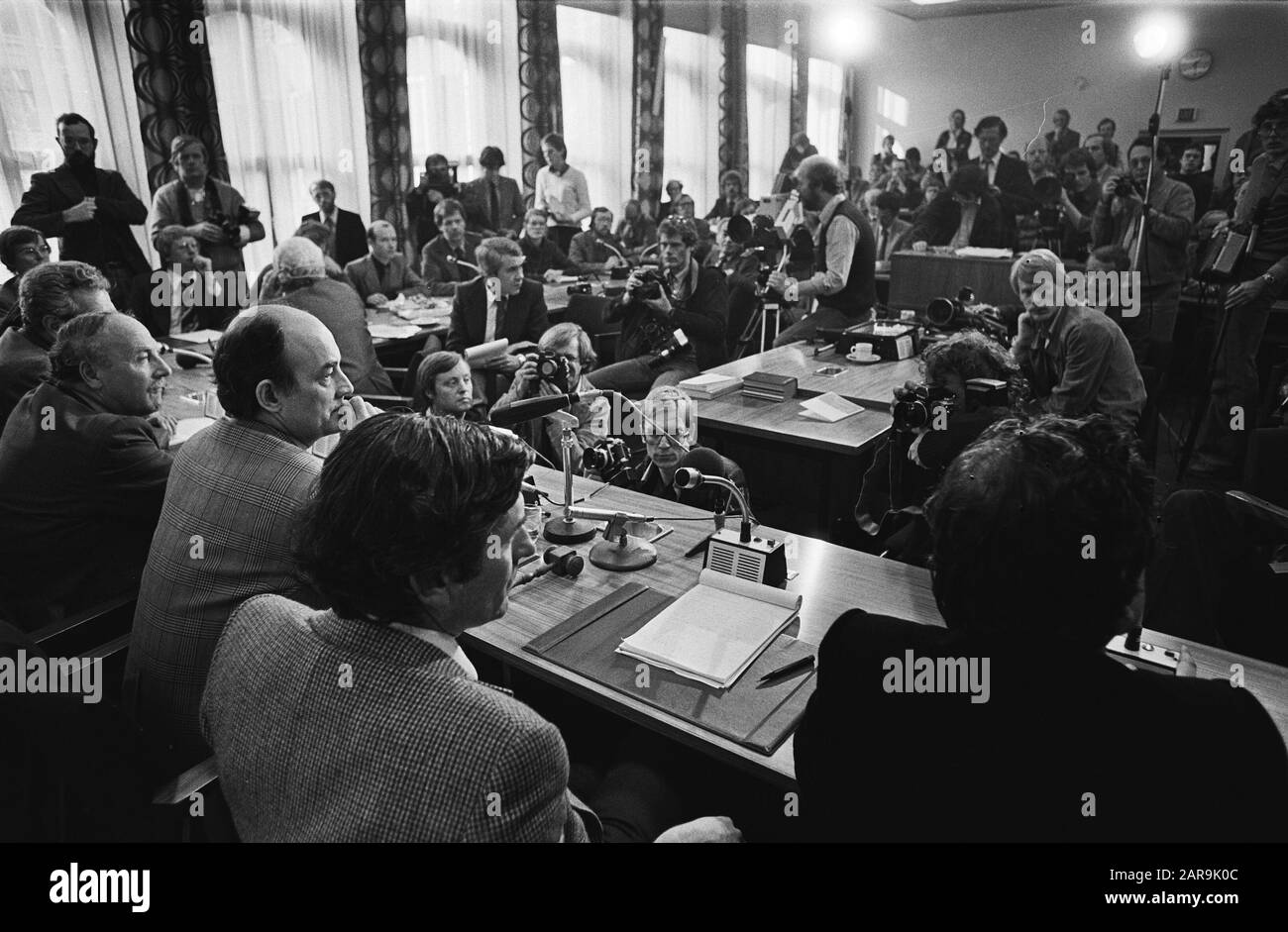 Politics integrity Black and White Stock Photos & Images - Alamy