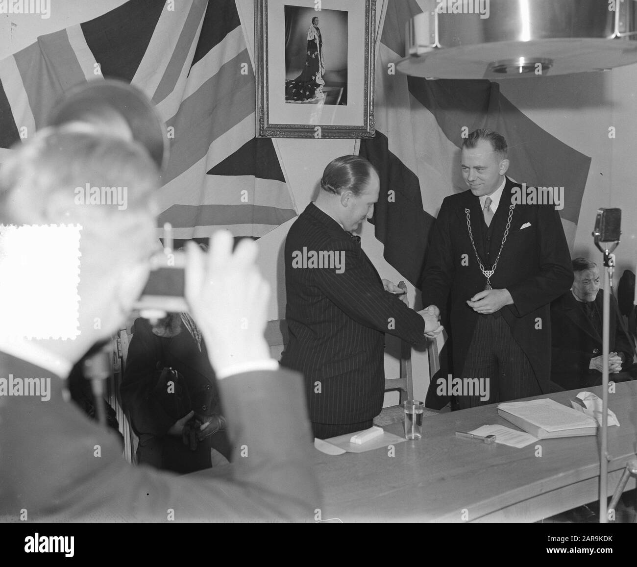 Award ceremony by Richard Pape (former navigator Royal Air Force and ...