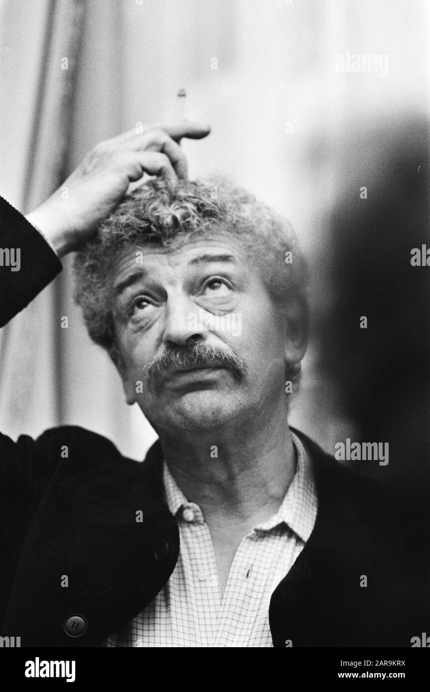 French film actors Yves Robert Date: 16 May 1979 Keywords: actors ...