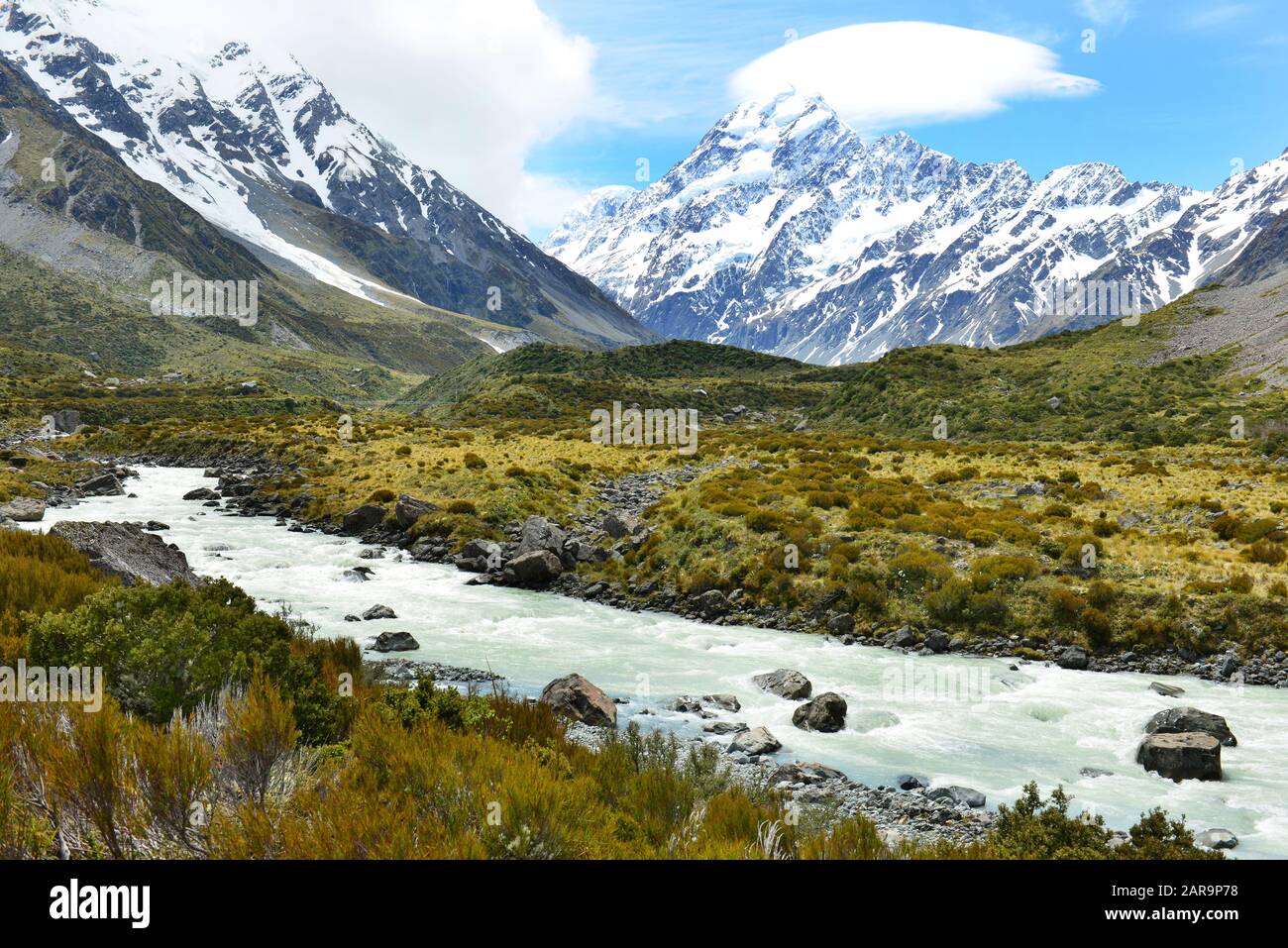 Aoraki mount cook mountain hi-res stock photography and images - Alamy