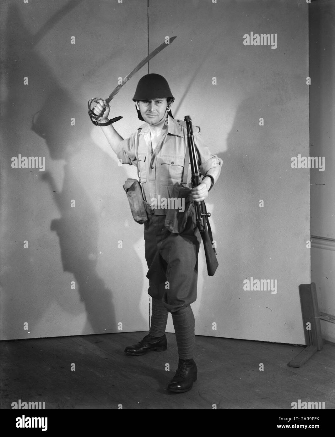 Photographic studio in world Black and White Stock Photos & Images - Alamy