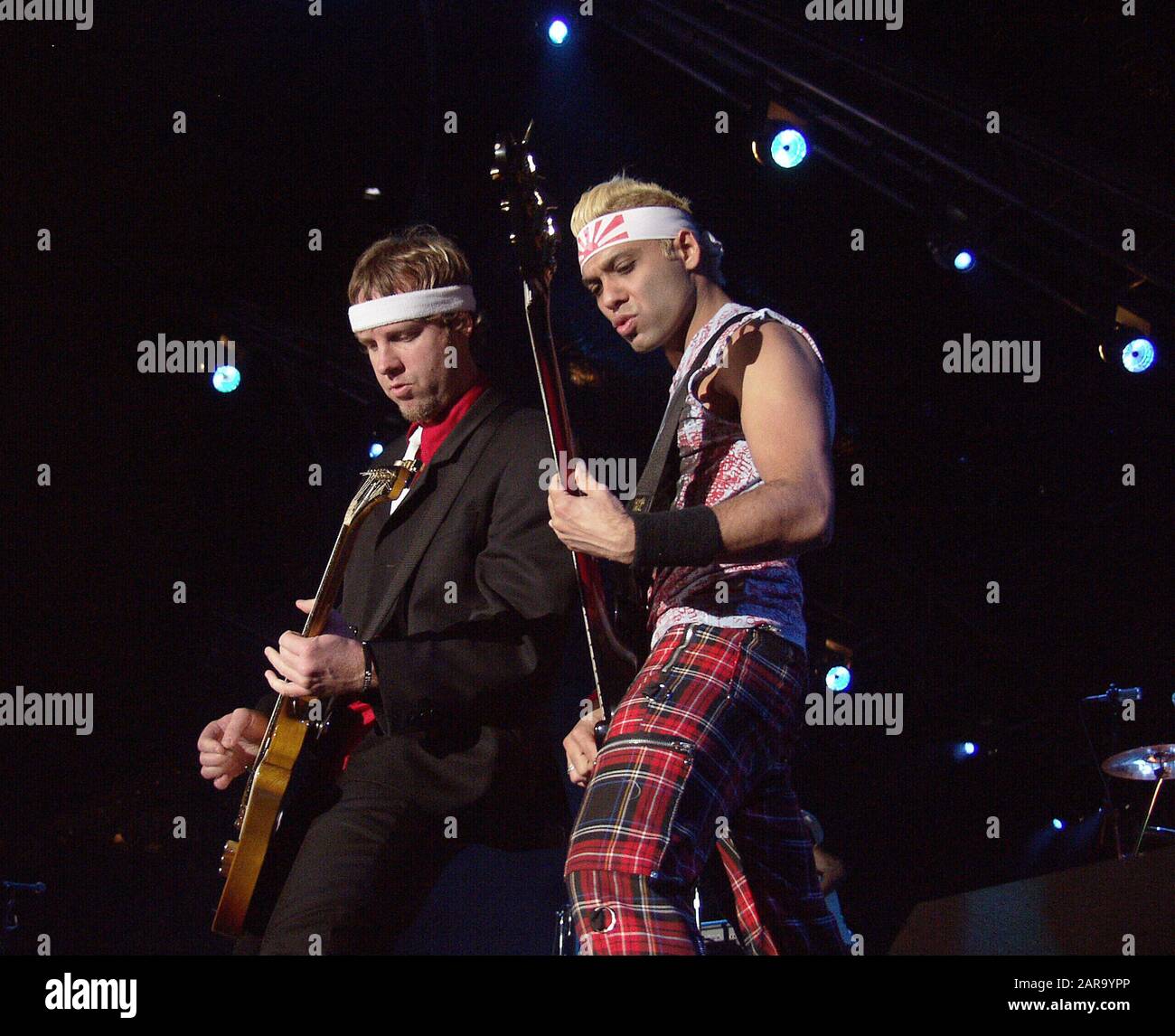 OCTOBER 26: Tom Dumont and Tony Kanal of No Doubt perform at Turner ...