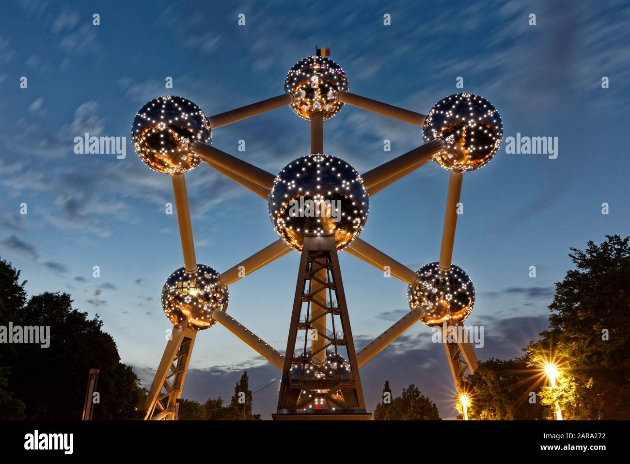 Illuminated Atomium, Blue hour, Brussels, Flanders, Belgium Stock Photo ...