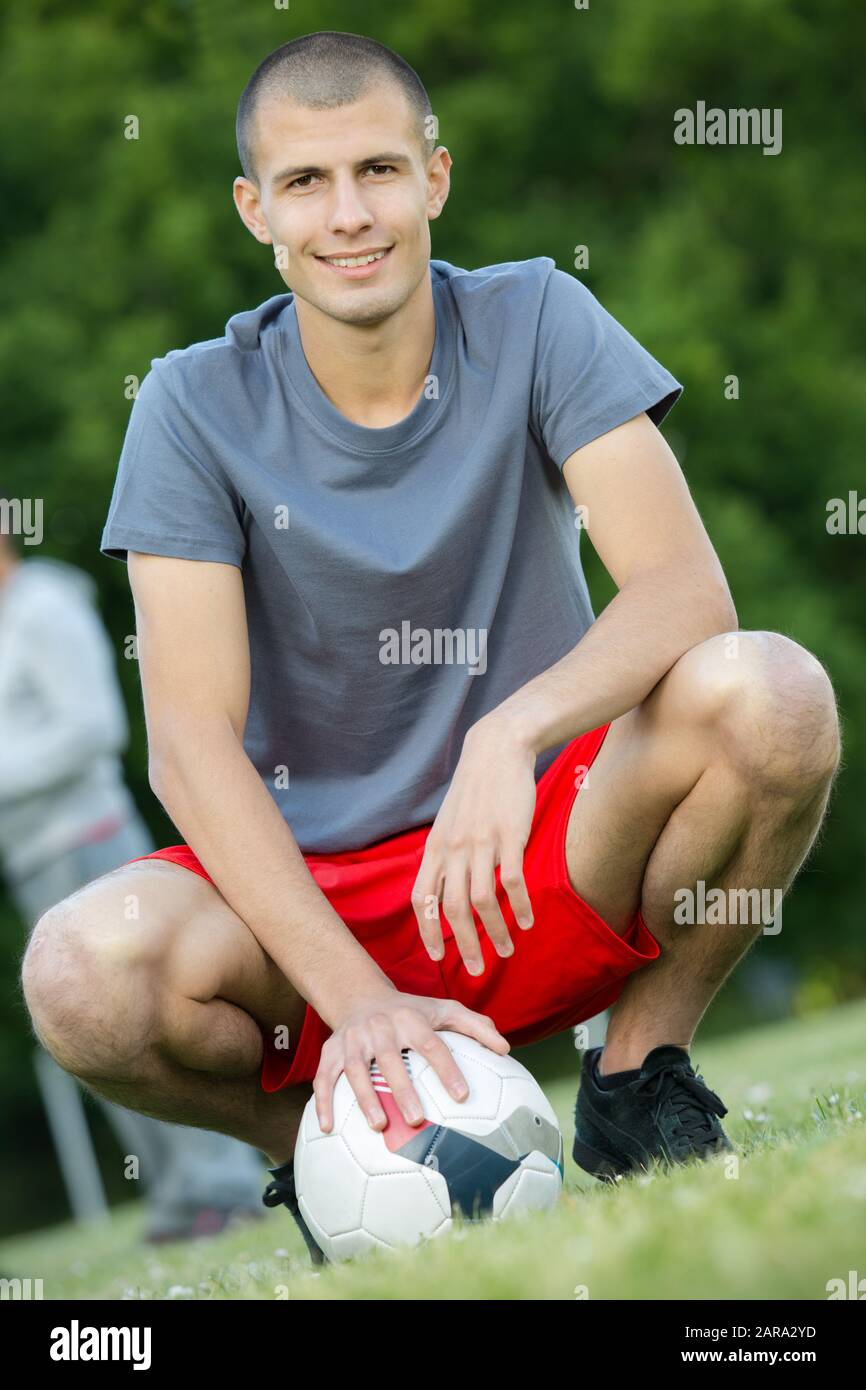 Professional footballer kicking stadium hi-res stock photography and ...