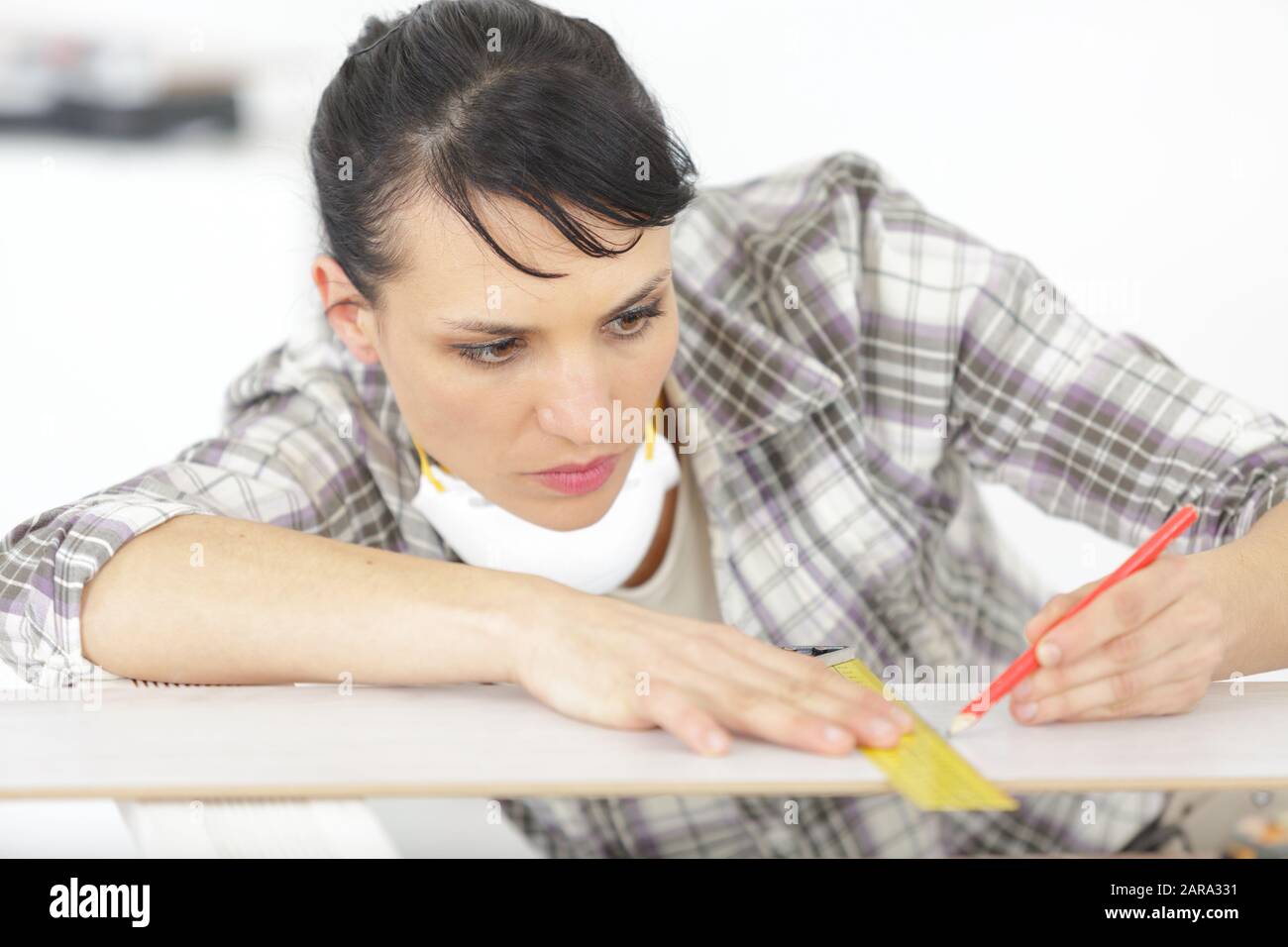 Using a ruler hi-res stock photography and images - Alamy