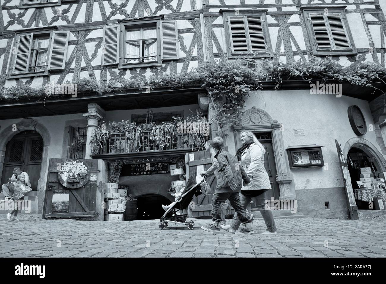 Man pushing pram hi-res stock photography and images - Alamy