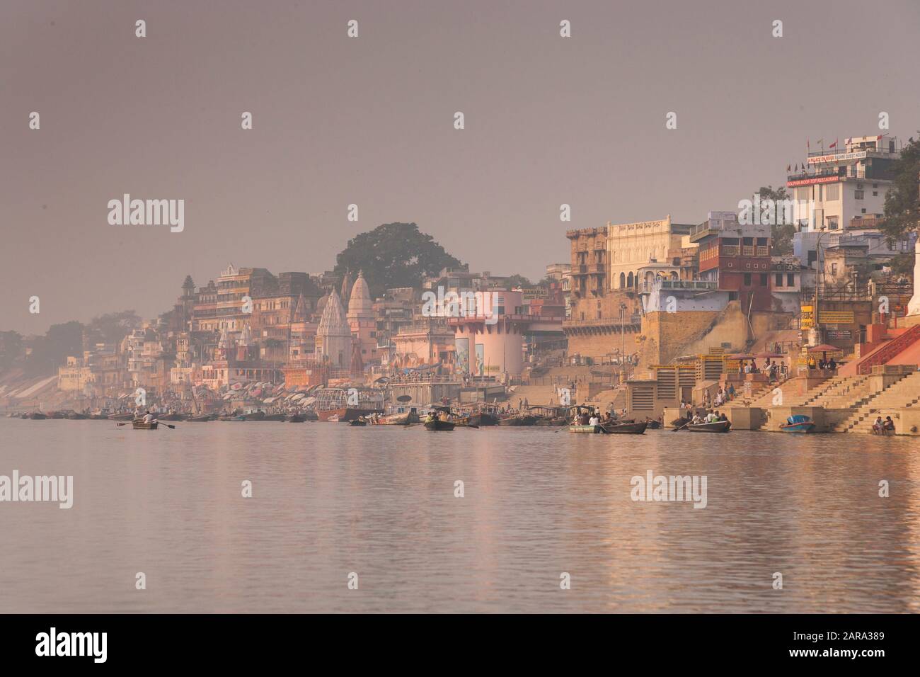 Beside ganga ghat hi-res stock photography and images - Alamy