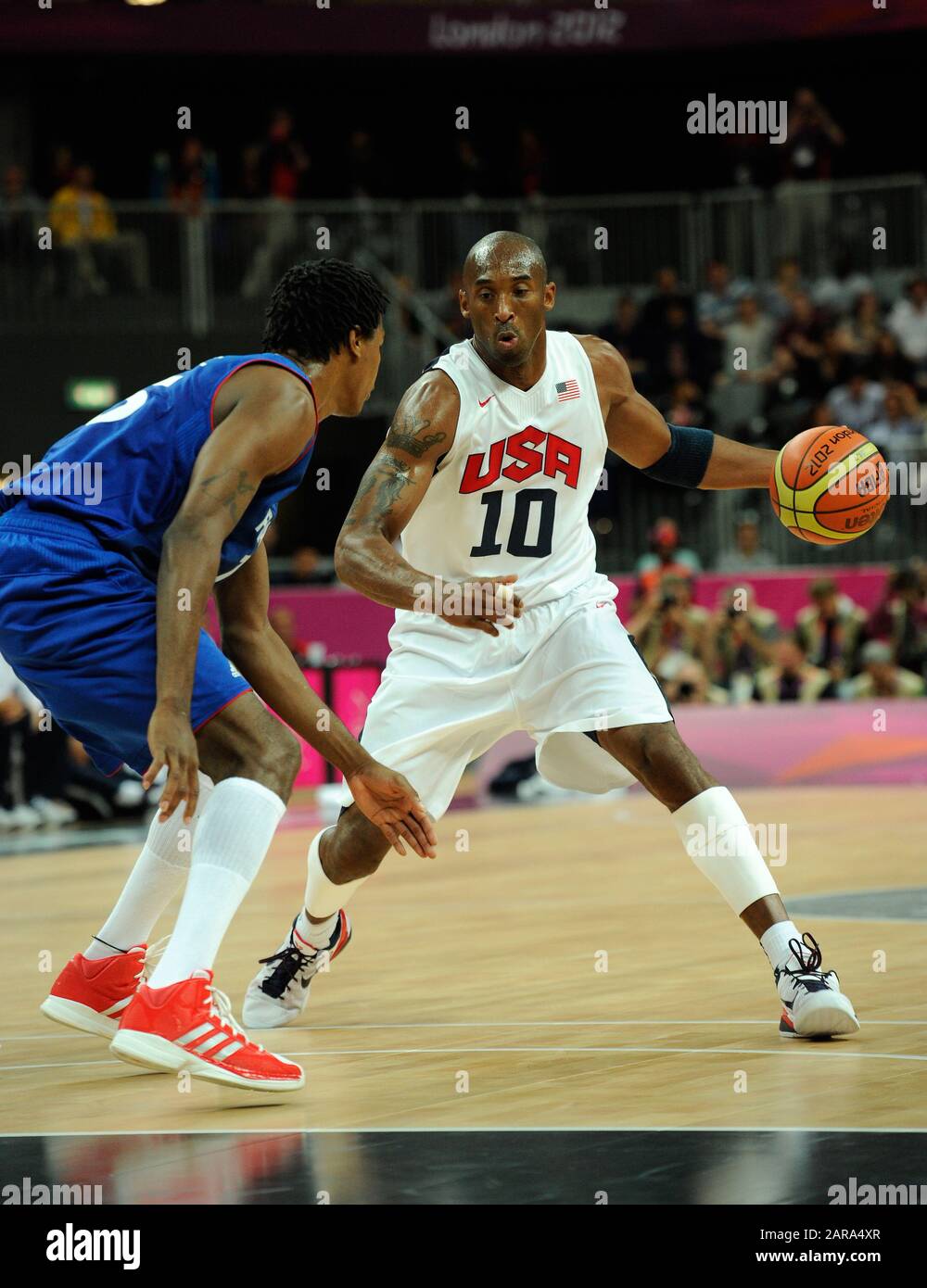 Kobe bryant olympics in london hi-res stock photography and images - Alamy