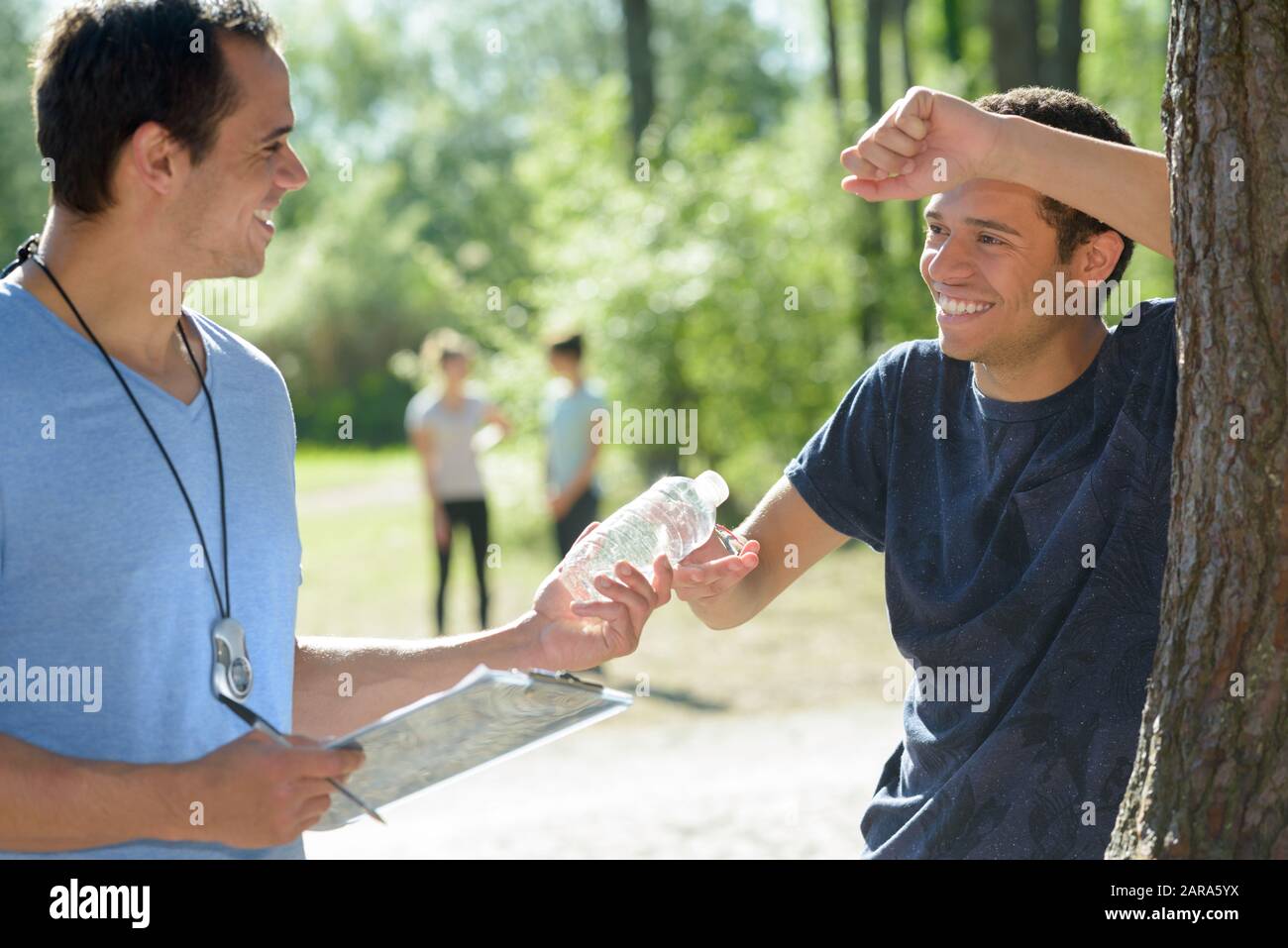 Upper body 2 people hi-res stock photography and images - Alamy