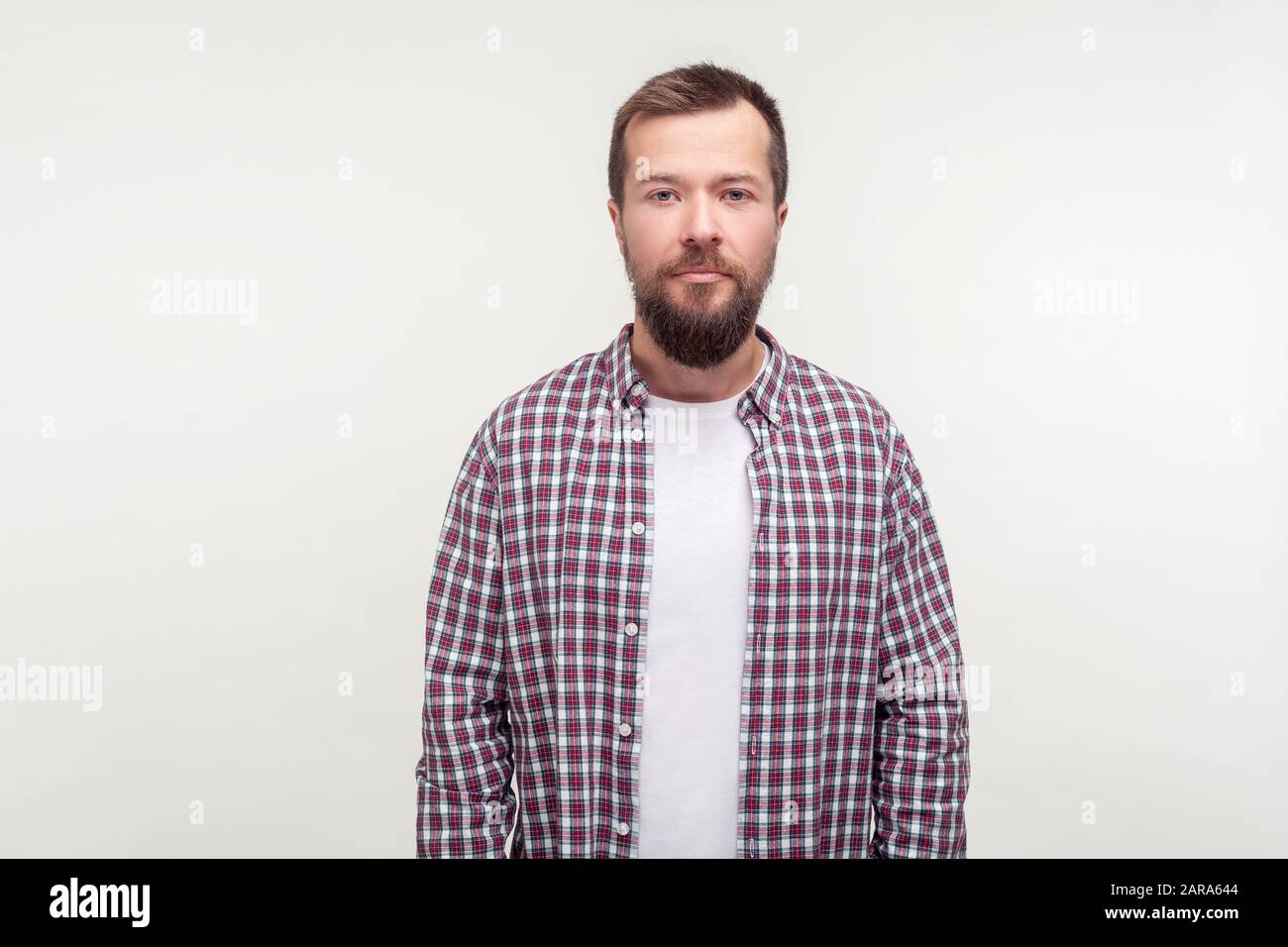 Serious bearded young man hi-res stock photography and images - Alamy