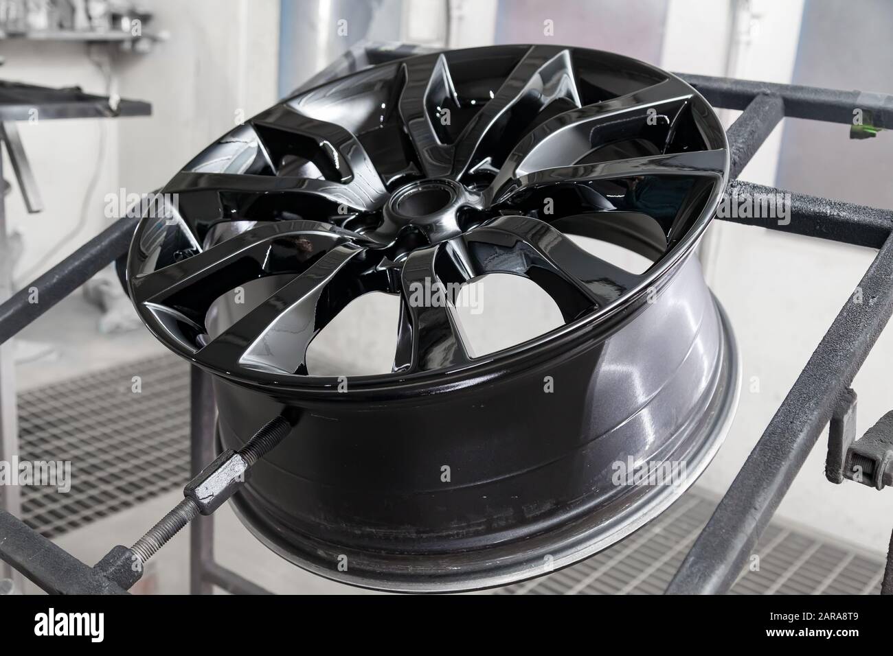 Alloy wheel corrosion hi-res stock photography and images - Alamy