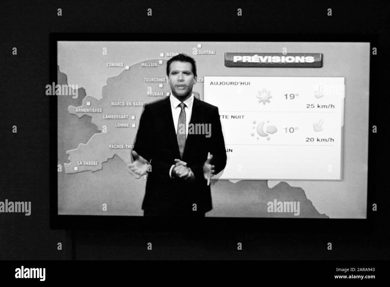 Weather report television Black and White Stock Photos & Images - Alamy
