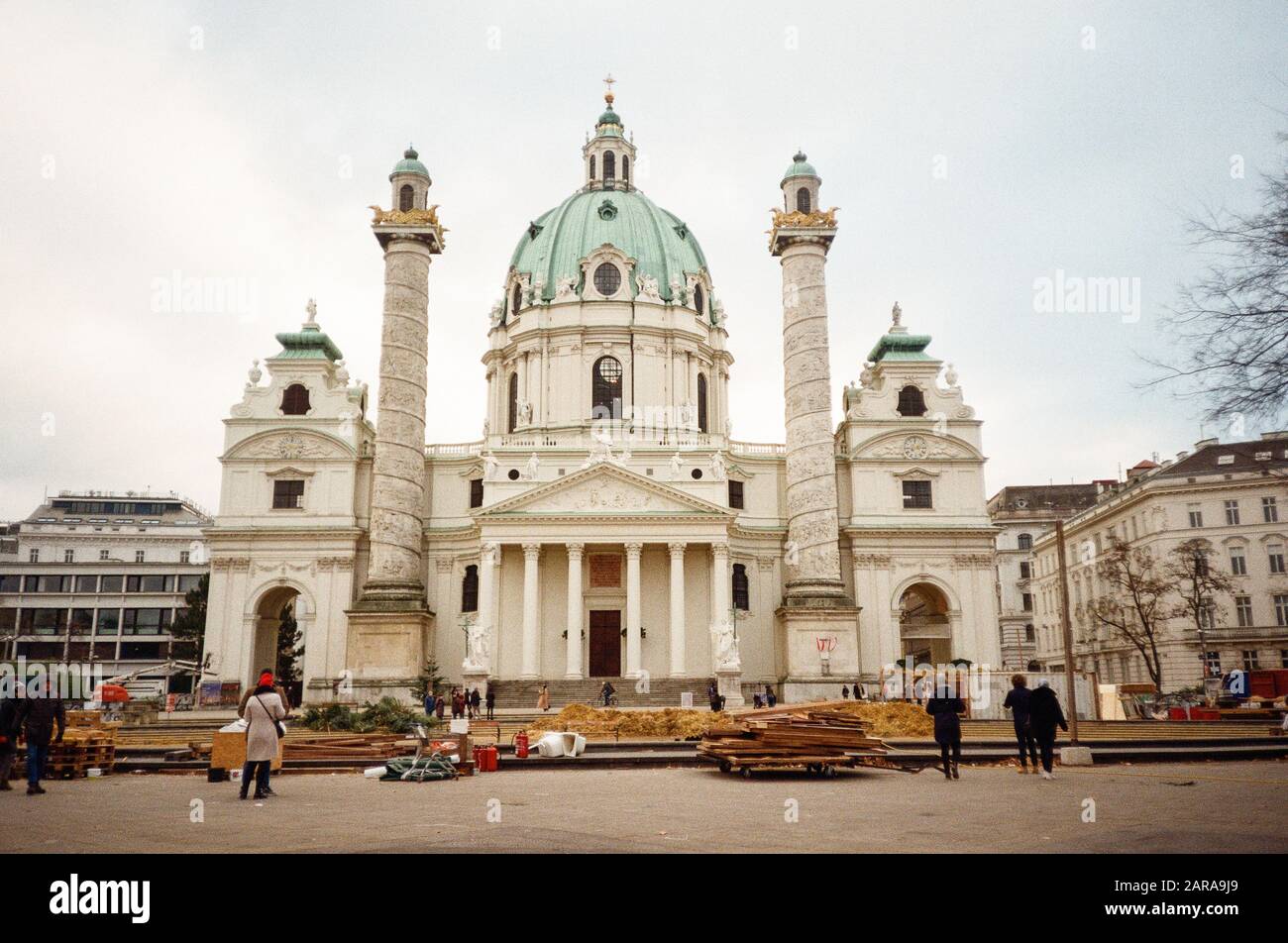Karlskirche, St. Charles's Church, Vienna, Austria Stock Photo - Alamy