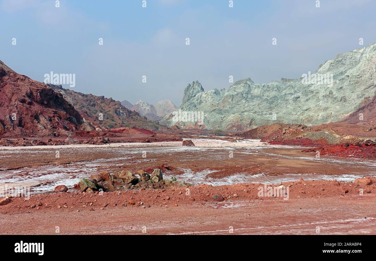 Salt lake and mountains of Hormuz with incredibly paradisaical Colors ...