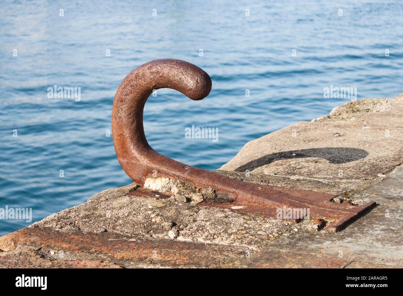 Curved bollard hi-res stock photography and images - Alamy