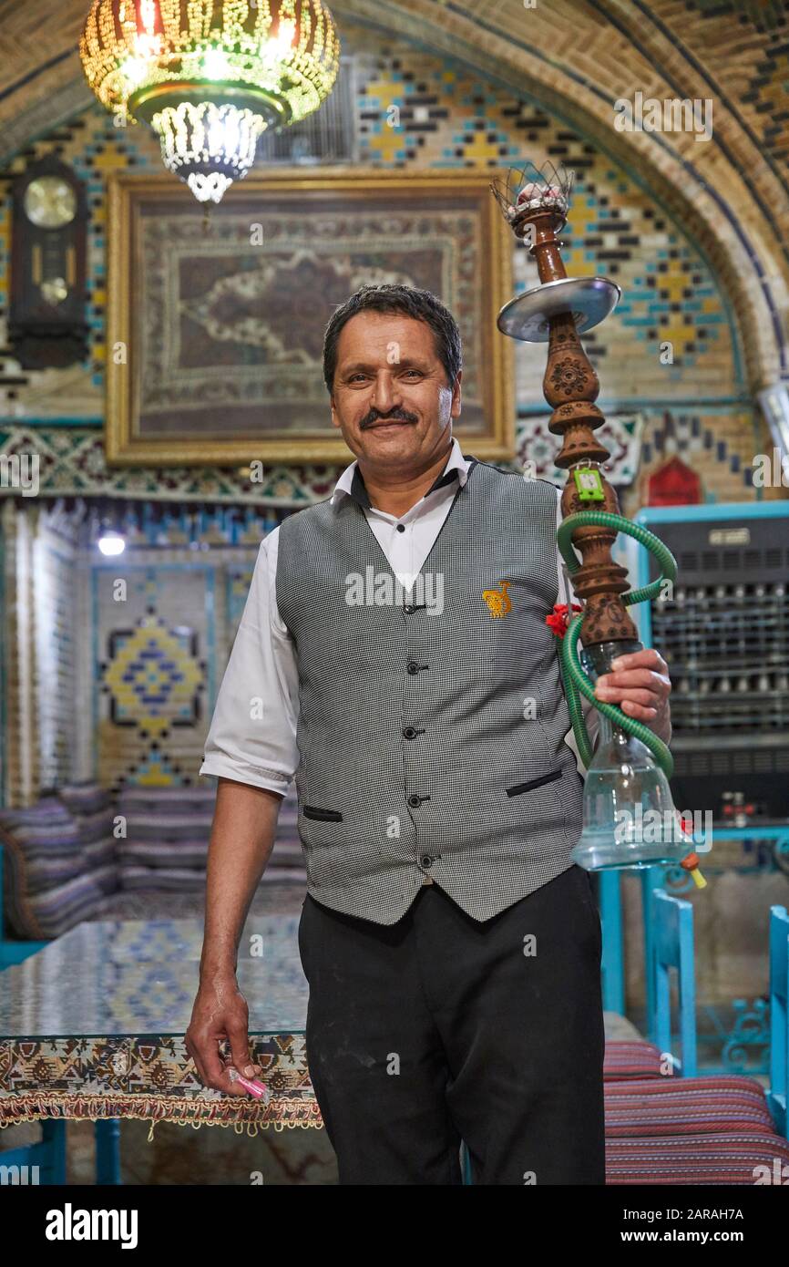 The Wakil tea house in the bazaar of the same name in the city of ...