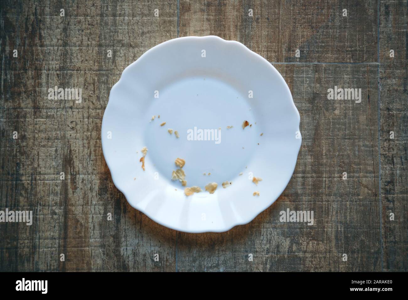 Empty pie plate hi-res stock photography and images - Alamy