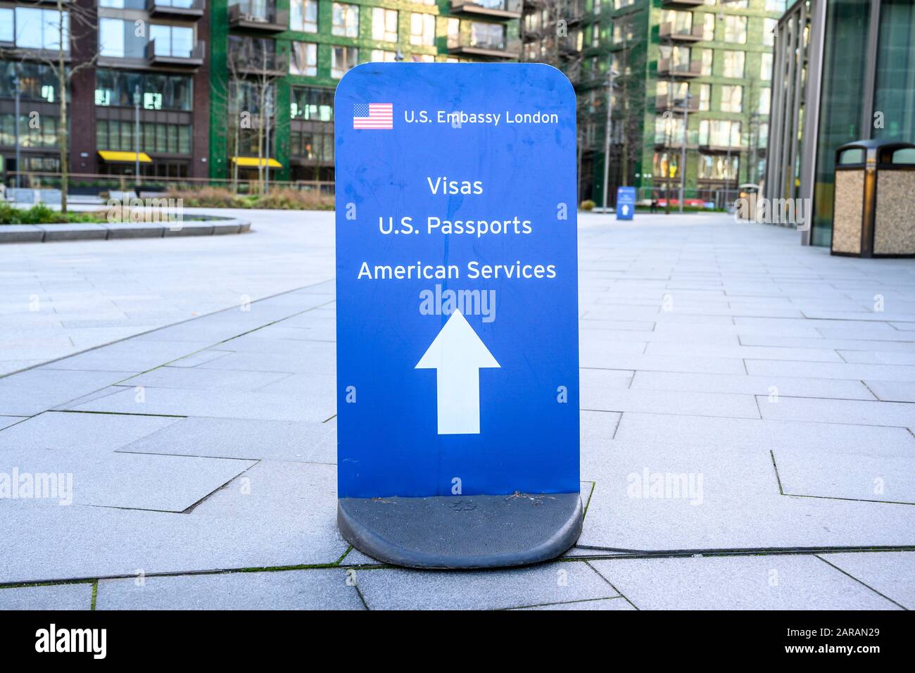 American visas hi-res stock photography and images - Alamy