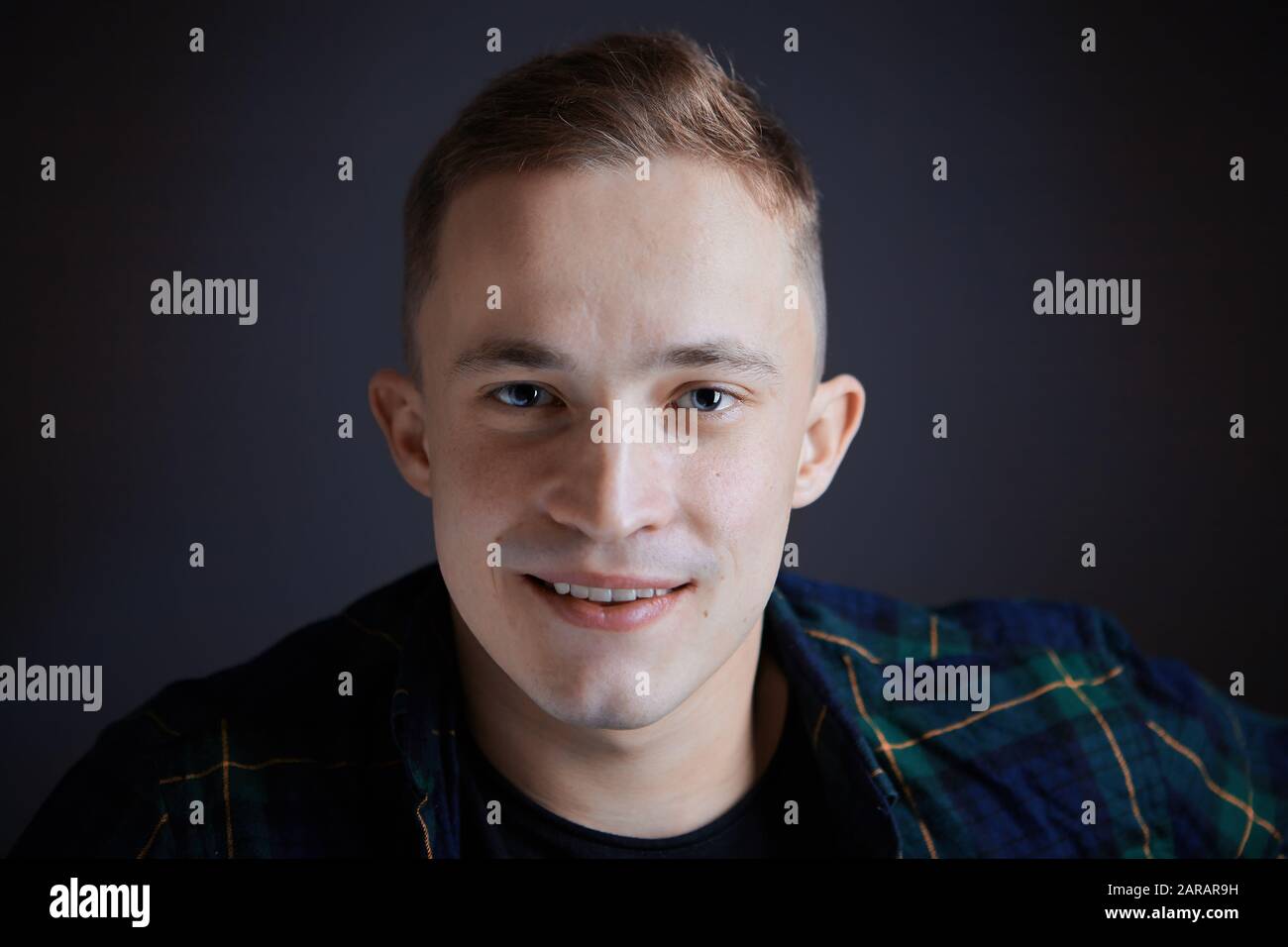 Extrovert people hi-res stock photography and images - Alamy