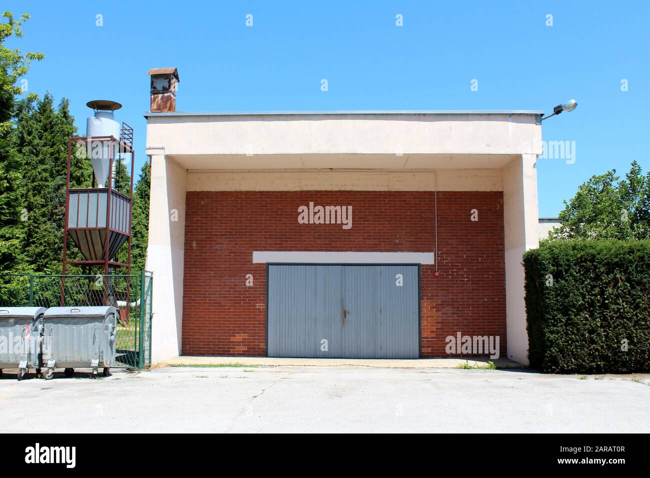 Dense bricks hi-res stock photography and images - Alamy