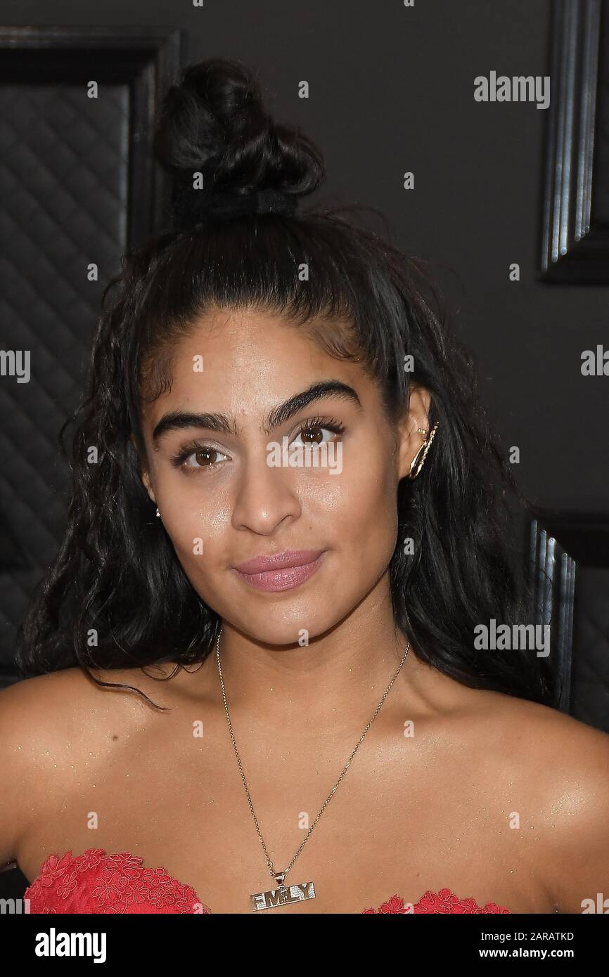 Los Angeles, CA, USA. 26th Jan, 2020. Jessie Reyez arrives at the 62nd Annual Grammy Awards red ...