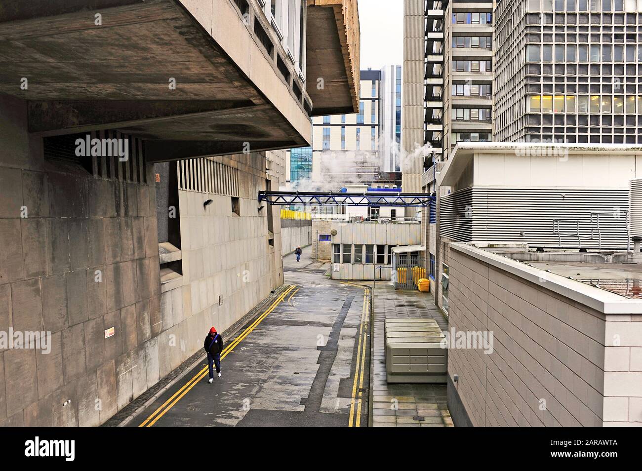 Small utility road between buildings of Royal Liverpool Hospital Stock ...
