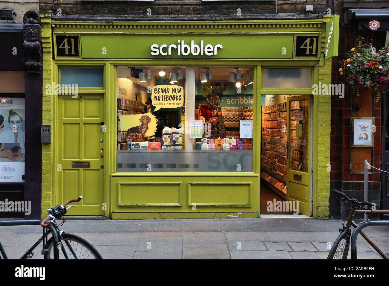 LONDON UK JULY 6 2016 People Shop At Scribbler Greeting Card Store london-uk-july-6-2016-people-shop-at-scribbler-greeting-card-store