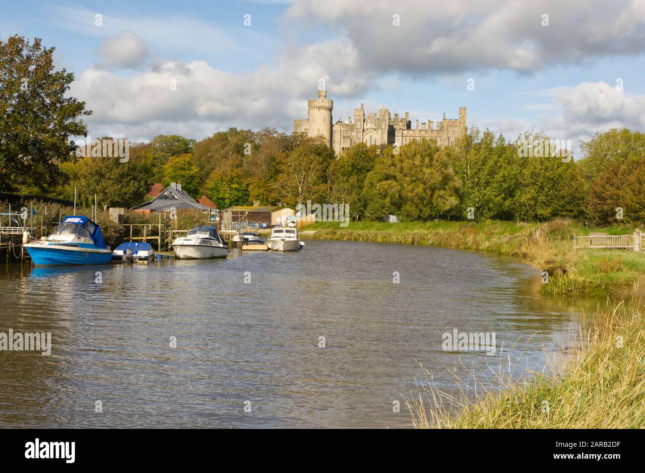 Boat river arun arundel hi-res stock photography and images - Alamy