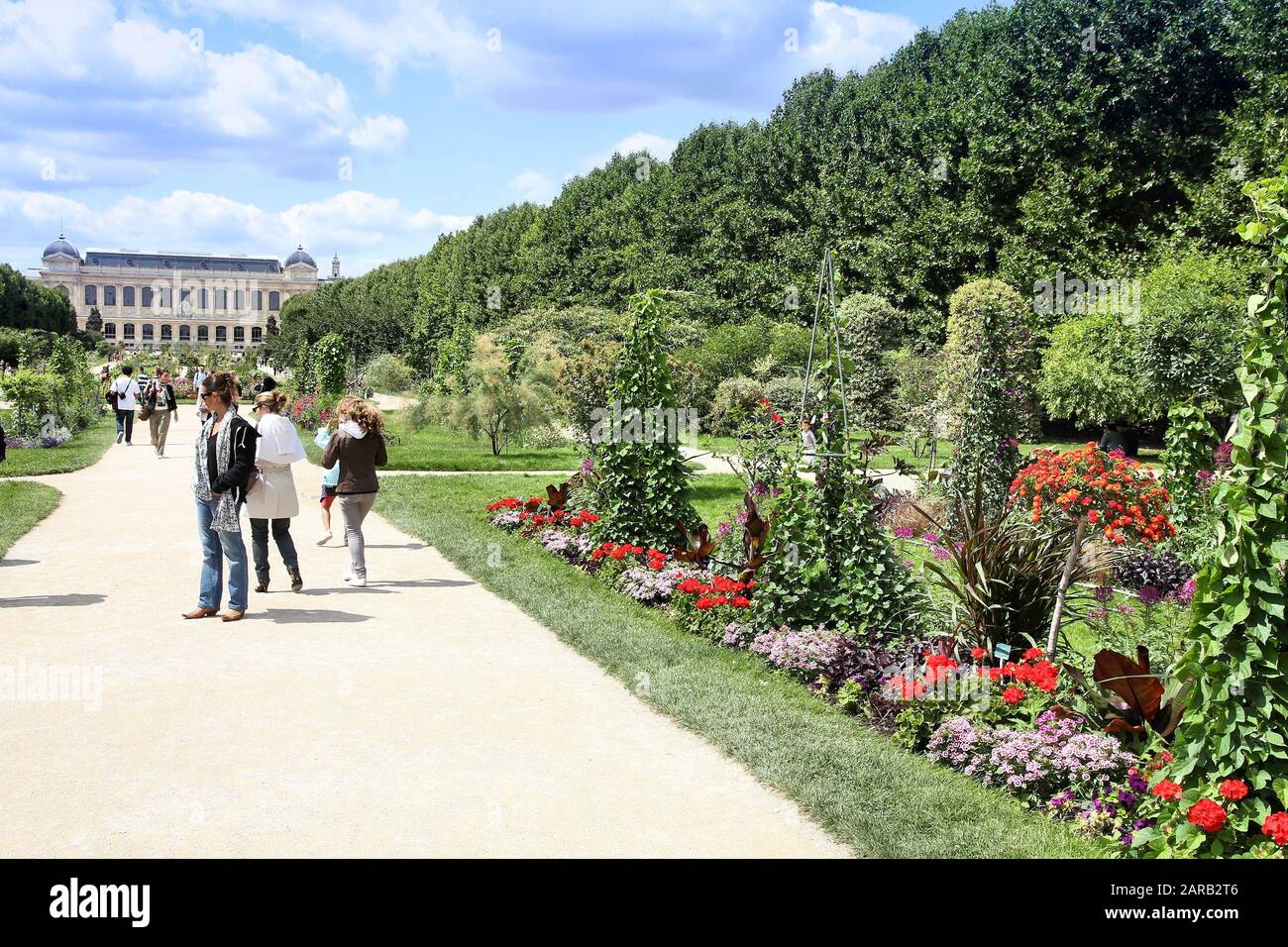 PARIS, FRANCE - JULY 24, 2011: People stroll in Garden of Plants in ...