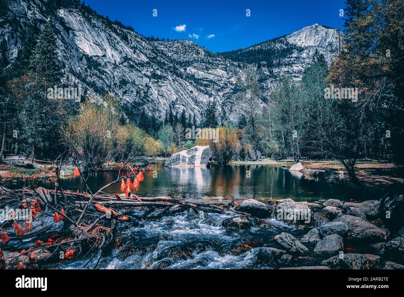 California mountain landscapes hi-res stock photography and images - Alamy