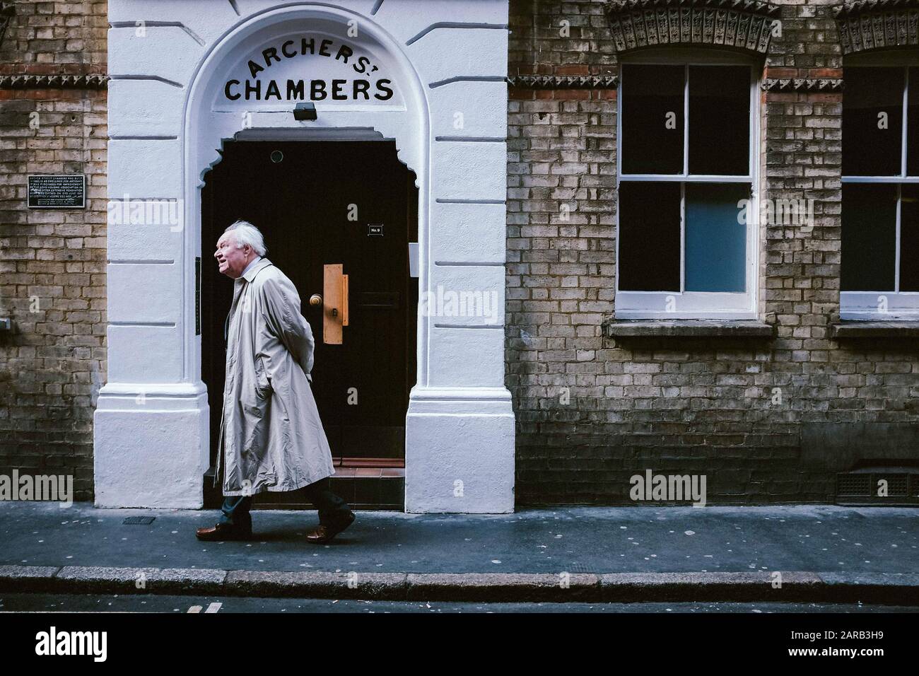 Daily city life scene in London, UK Stock Photo - Alamy