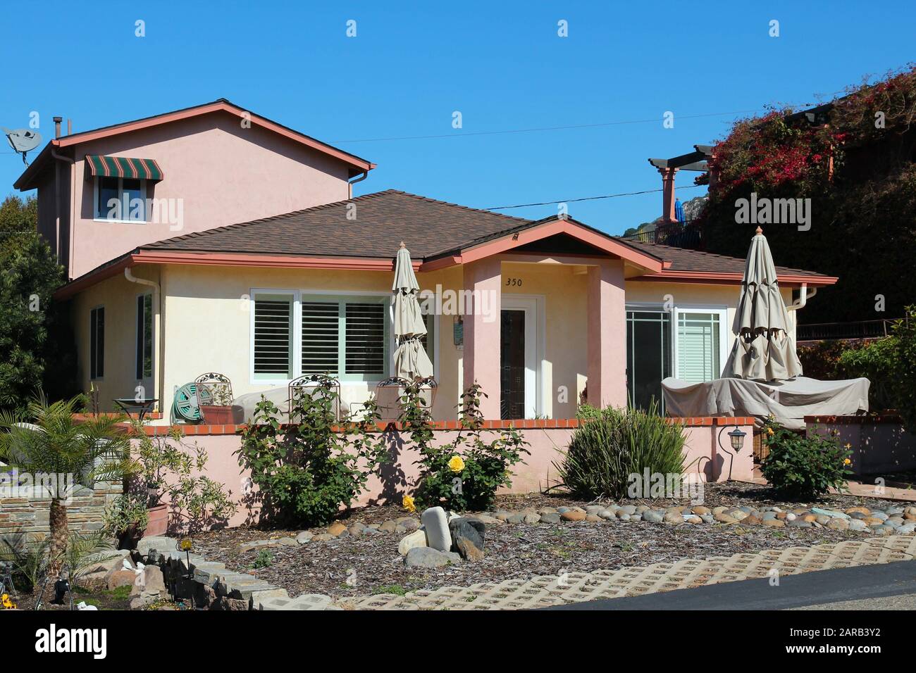 Typical american residential area hi-res stock photography and images ...