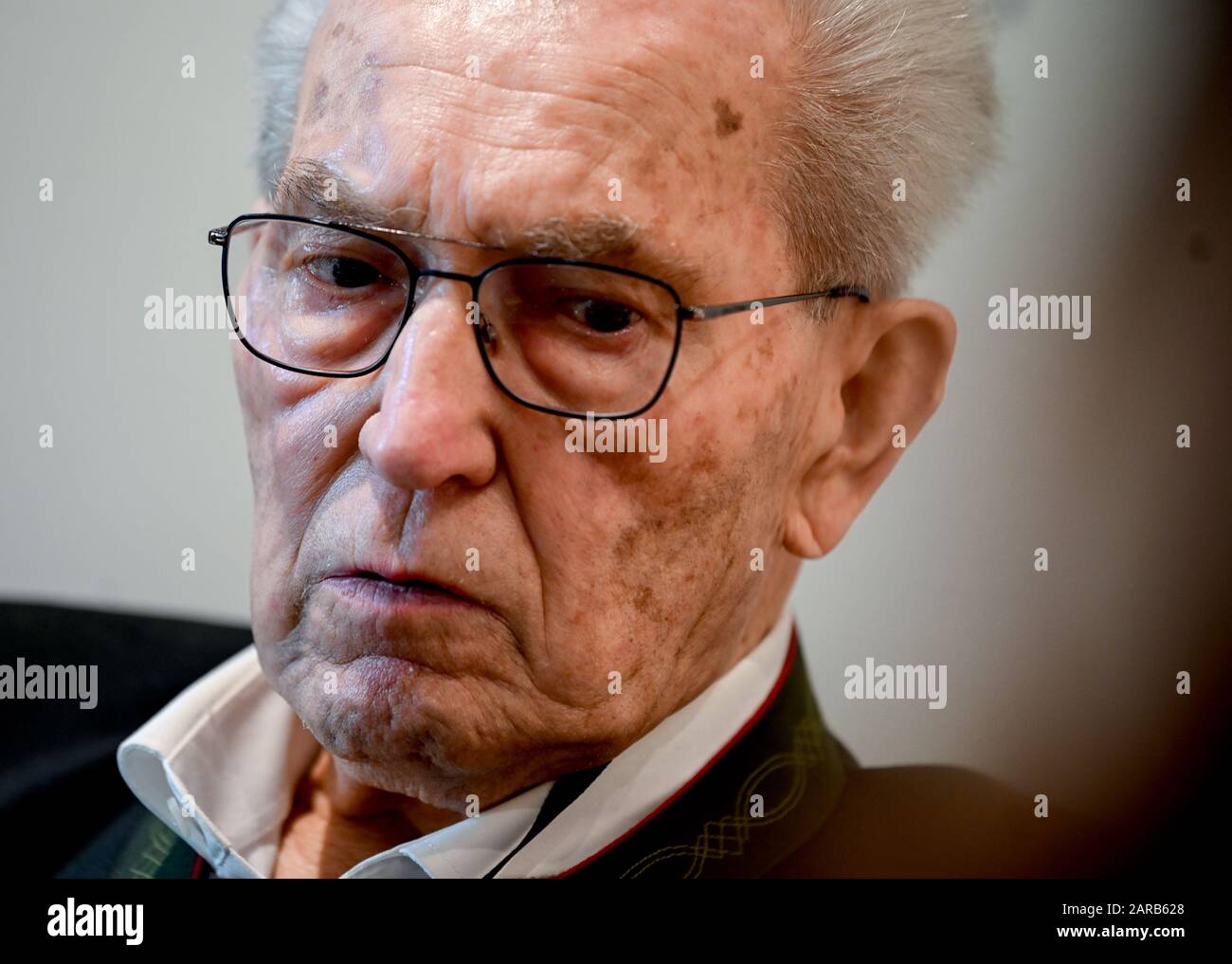 Berlin, Germany. 27th Jan, 2020. Hermann Höllenreiner, Holocaust ...