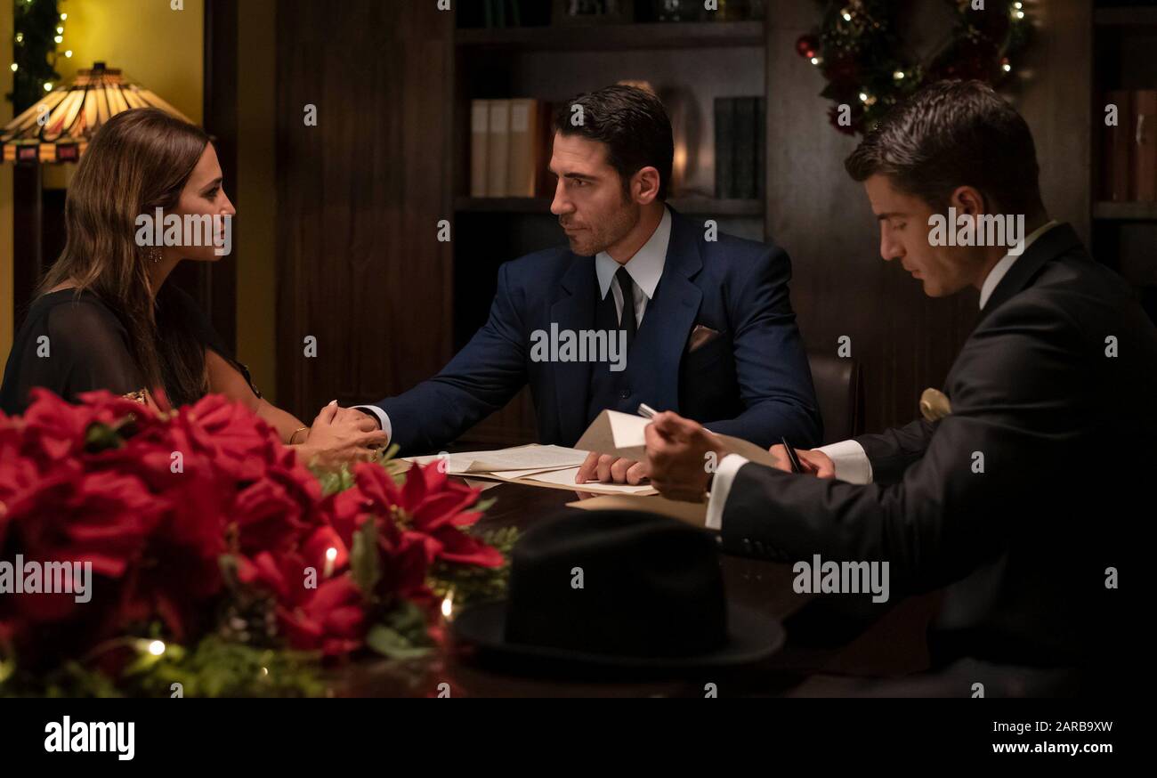 VELVET COLLECTION (2017), directed by RAMON CAMPOS and GEMA R. NEIRA. Episodio Final. Una ...