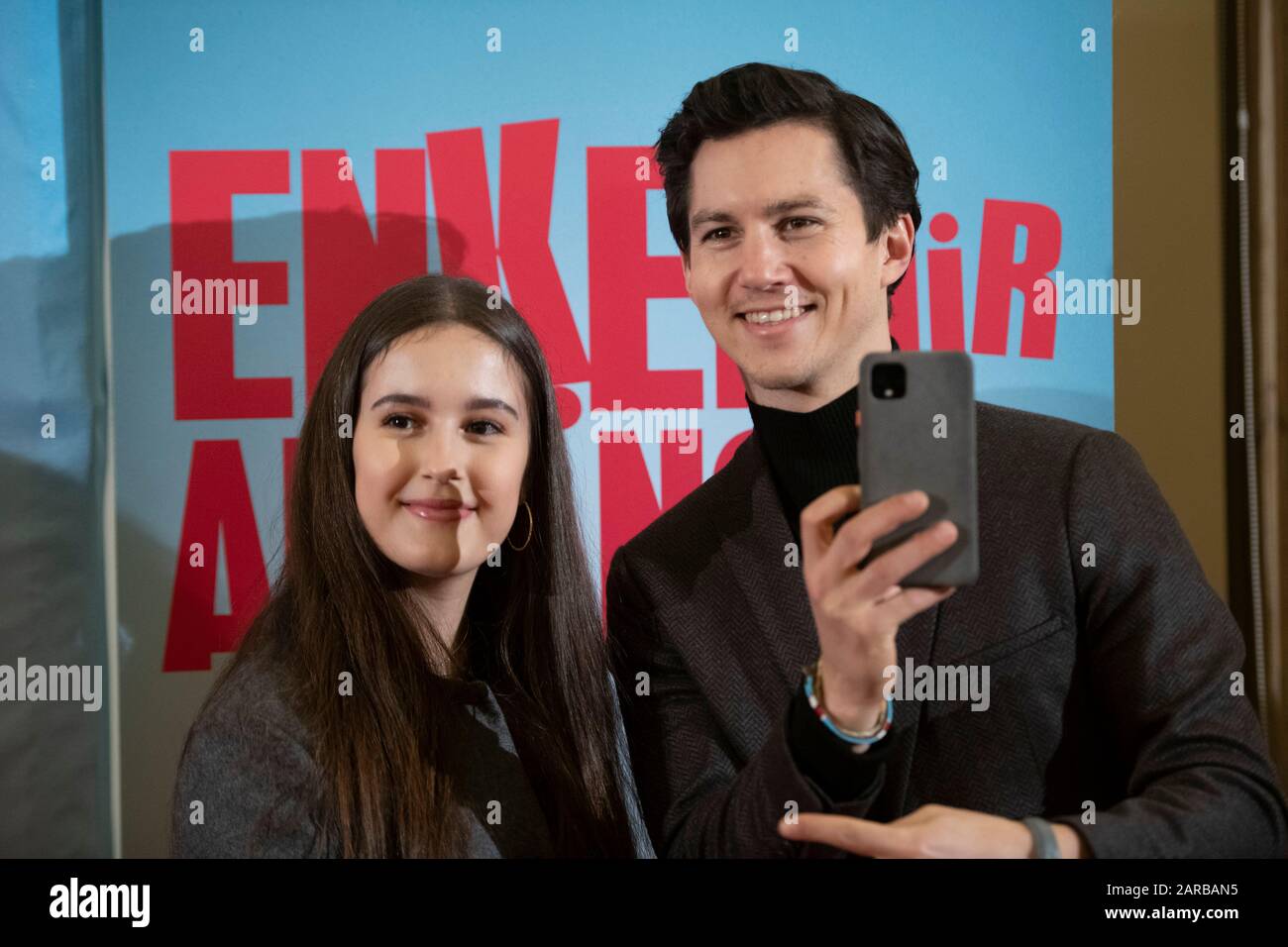 Tim Oliver SCHULTZ, actor, Maya LAUTERBACH, actress, film premiere ...
