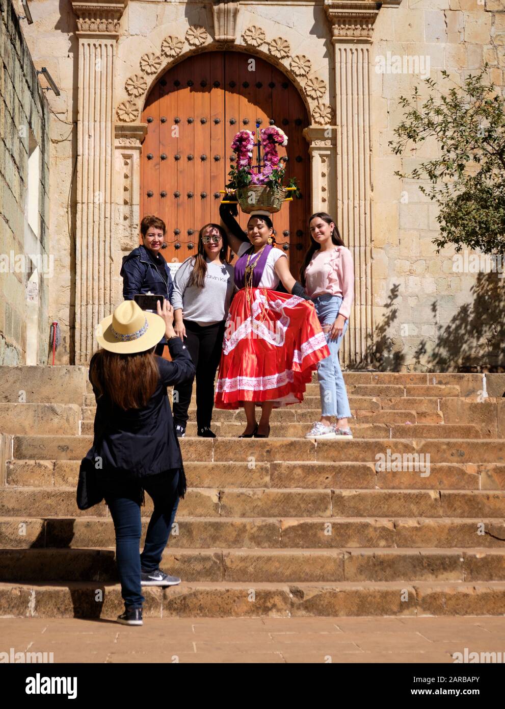 Indigenous mexico traditional dress hi-res stock photography and images ...