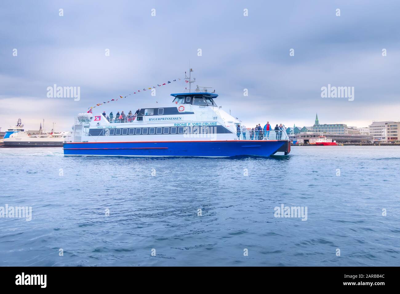 Rodne fjord cruise ship hi-res stock photography and images - Alamy