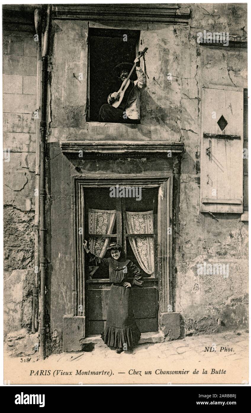 Guitarist and singer hi-res stock photography and images - Alamy